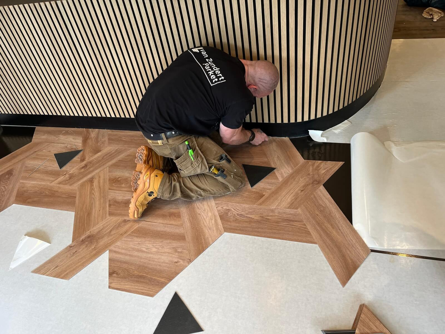 PVC versus laminaat en parket | Van Zundert Parket